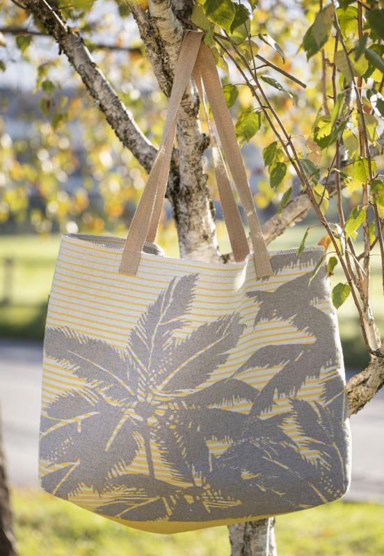 choiceness.de - David Fussenegger Tasche Goliath 'Palmen' 65 x 40 cm Gelb